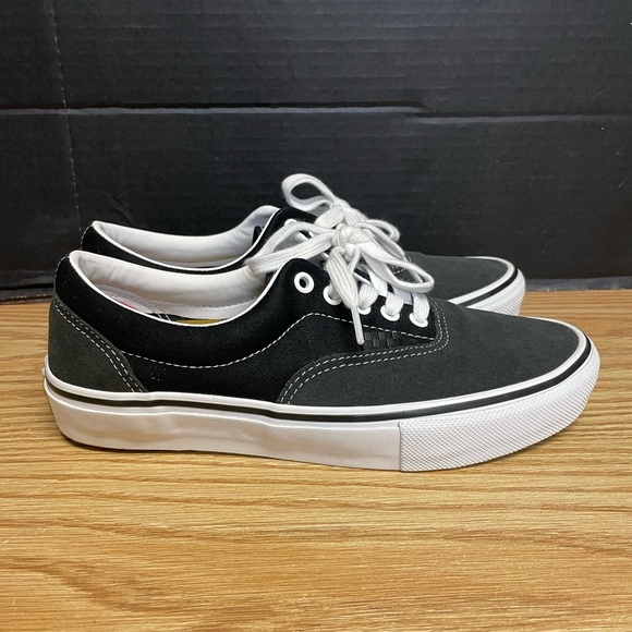 Vans | Shoes | Mens Black Vans With Popcush Soles Size 8 409 | Poshmark